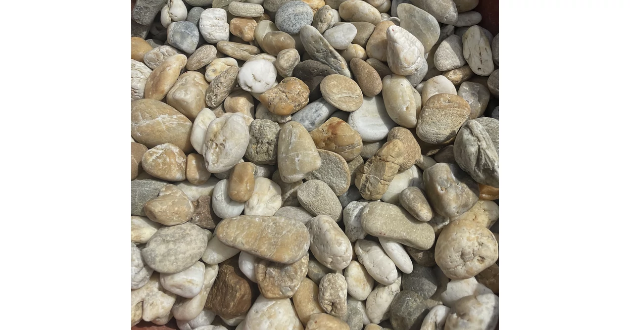 Aranybarna Gyöngykavics/kulé kavics (16-32 mm) (5600 ml)