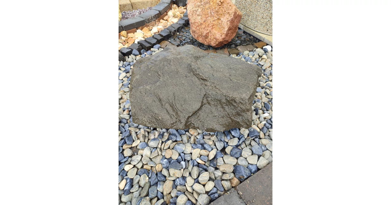 ANDEZIT ÓRIÁS SZIKLA, SZÜRKE (/KG)